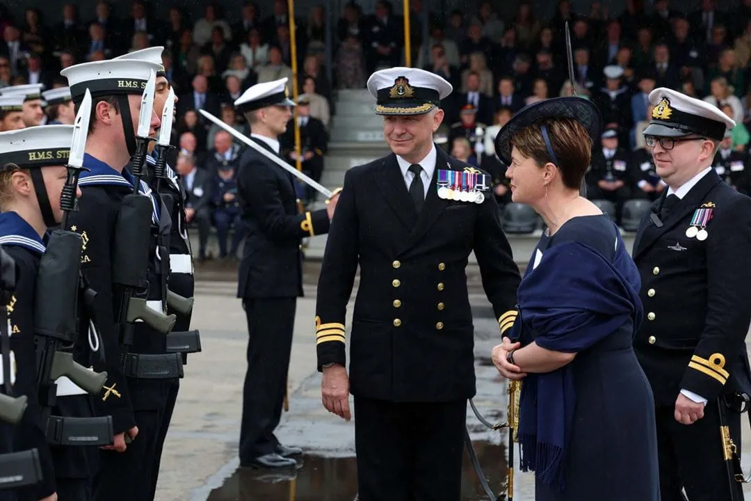 Britain’s unique minehunting ship officially welcomed into the Royal ...